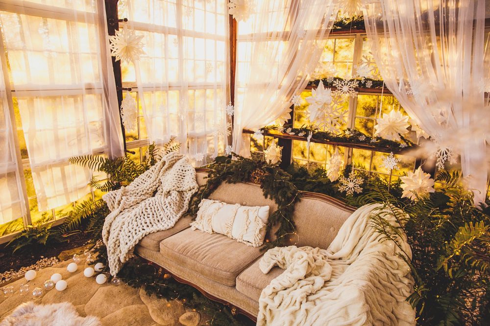 Christmas Mini Session Setup Inspiration | Micro, Small, Intimate, Tiny ...