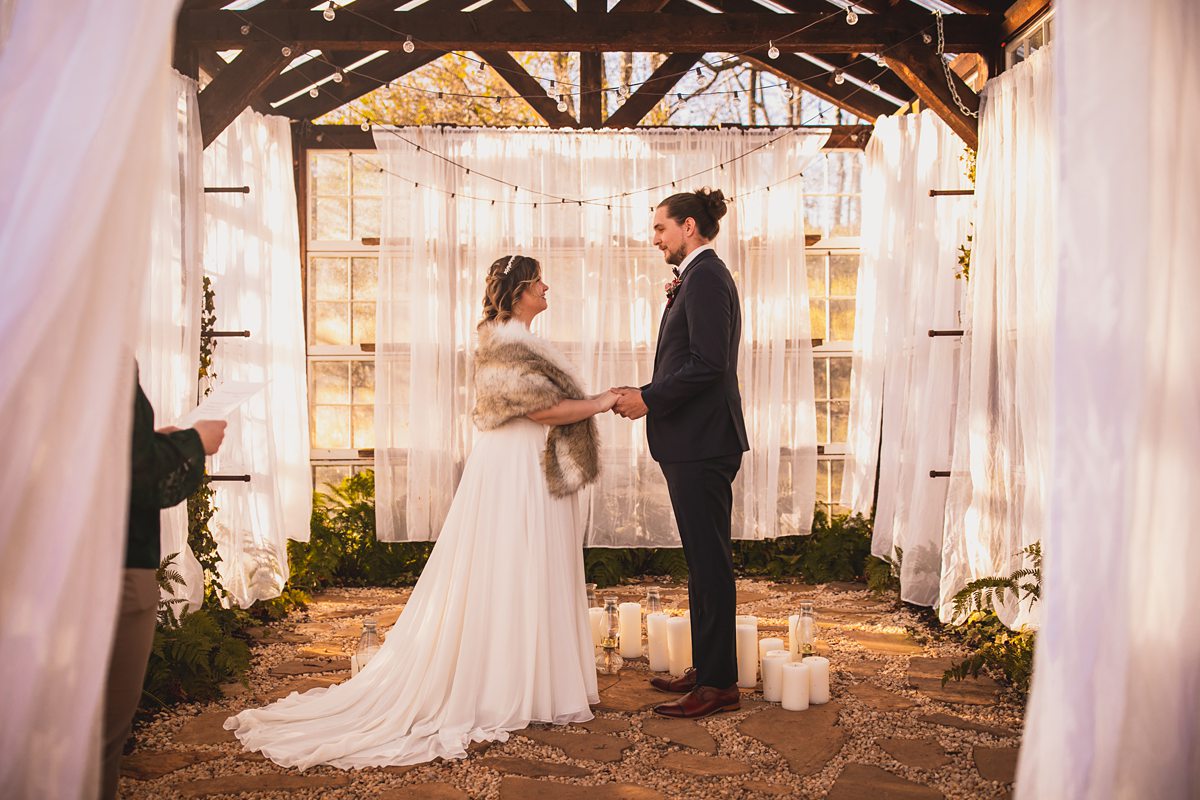 Micro, Small, Intimate, Tiny Wedding Venue | Virginia