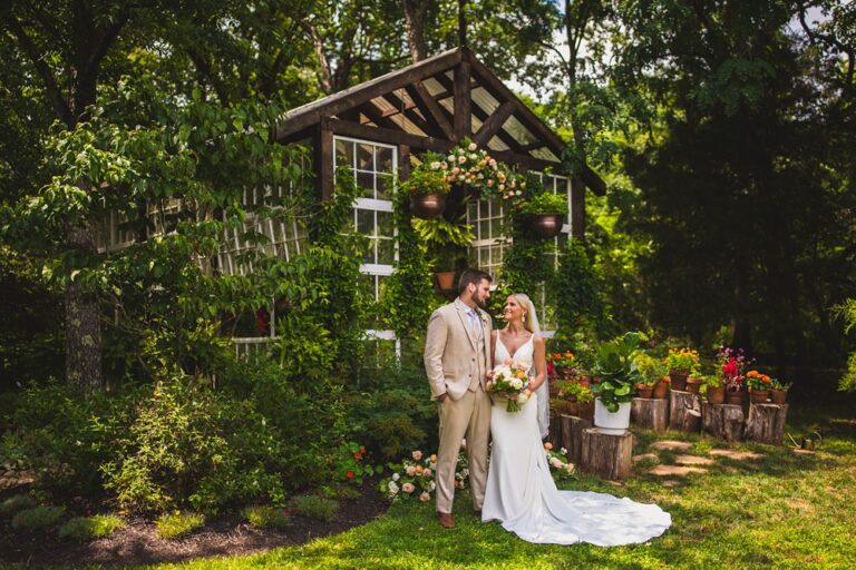 Micro, Small, Intimate, Tiny Wedding Venue | Virginia