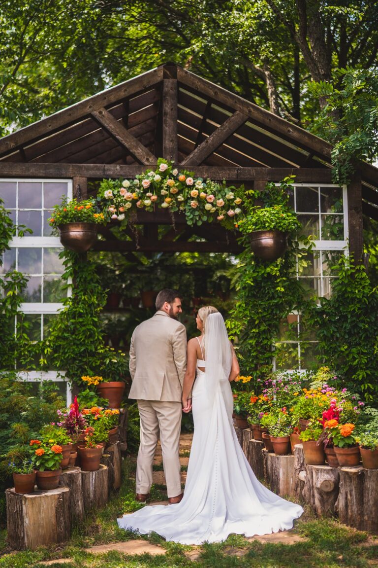 Micro, Small, Intimate, Tiny Wedding Venue | Virginia