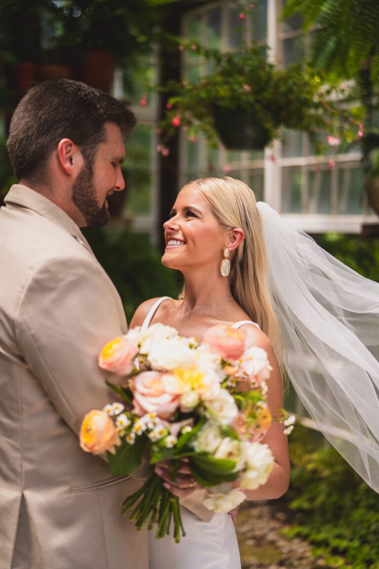 Micro, Small, Intimate, Tiny Wedding Venue | Virginia