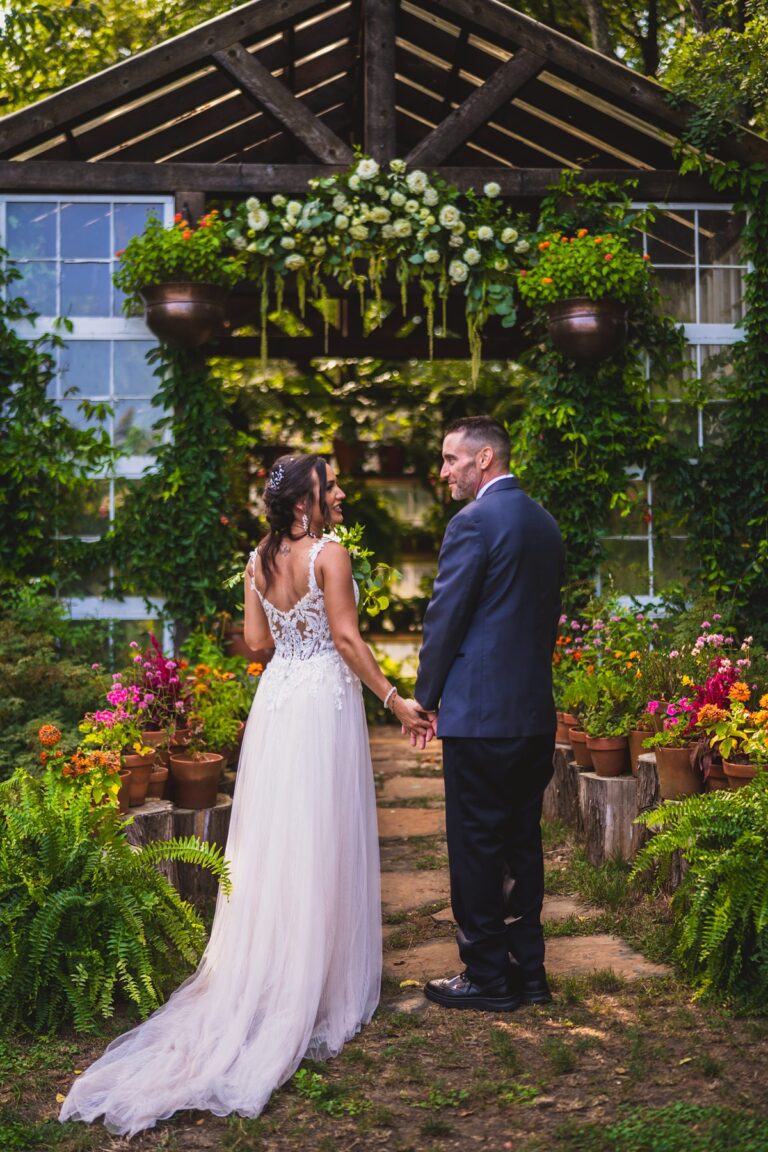 Backyard Wedding | Virginia Outdoor Wedding Venue | Micro Wedding