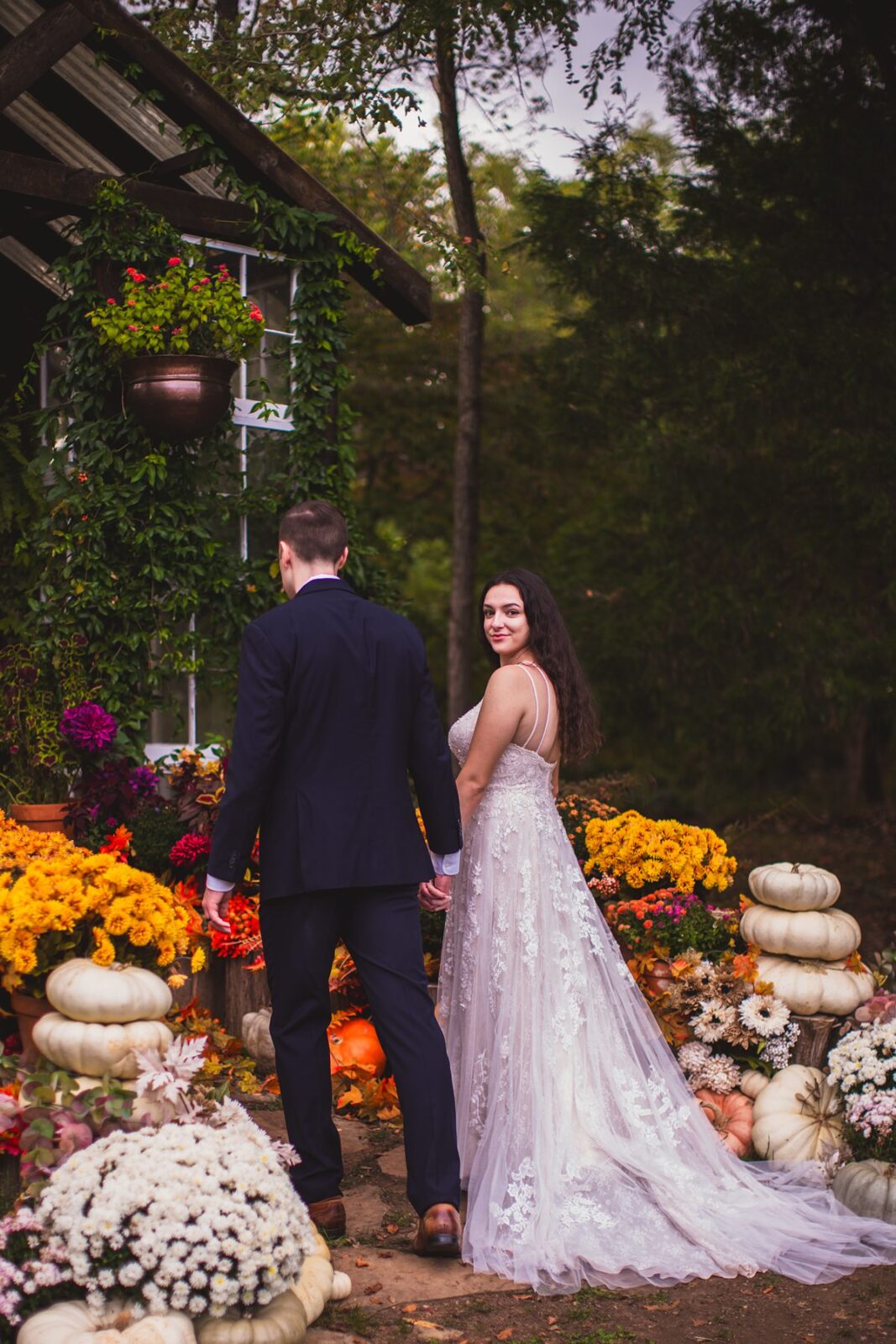 Micro, Small, Intimate, Tiny Wedding Venue | Virginia
