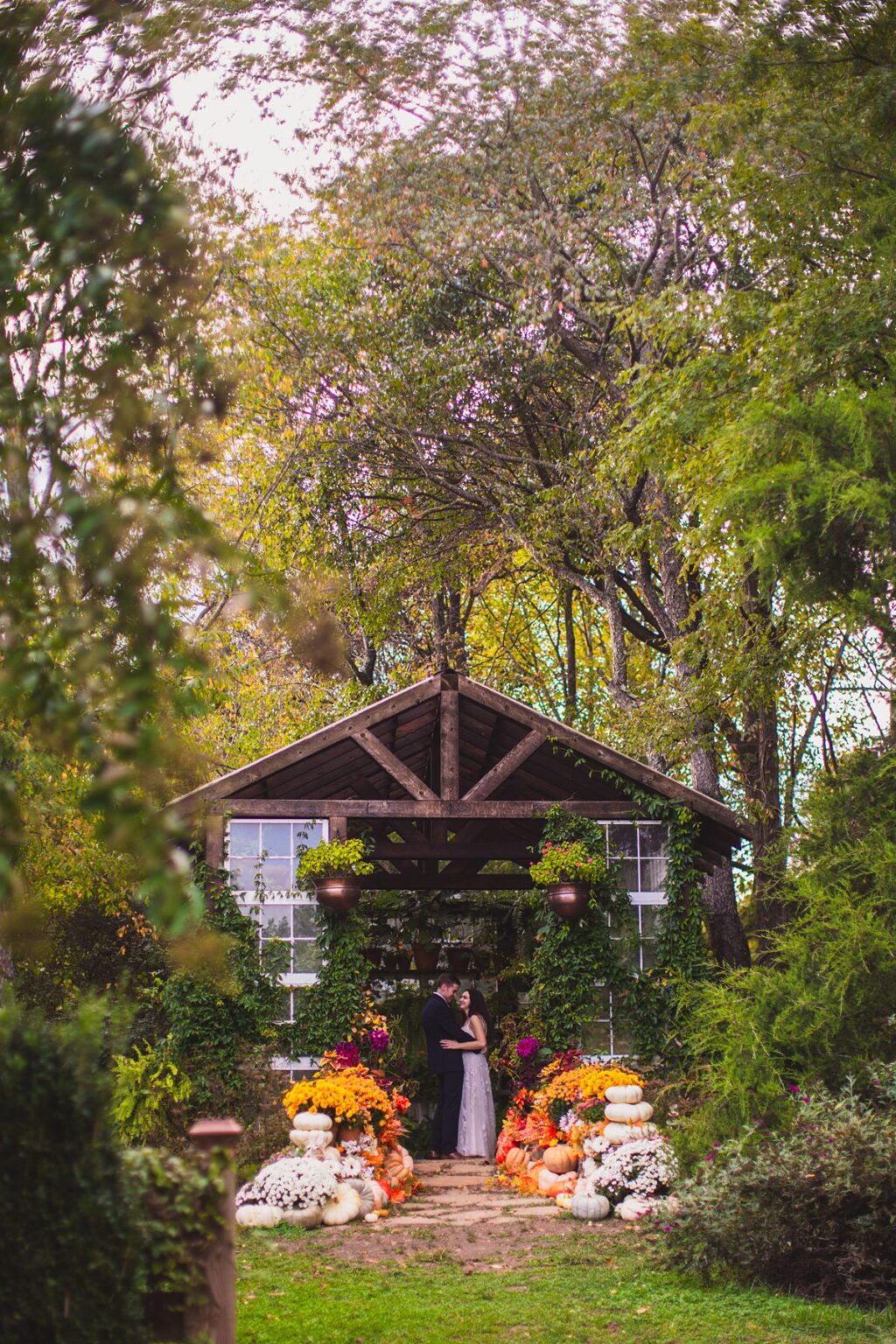 Micro, Small, Intimate, Tiny Wedding Venue | Virginia