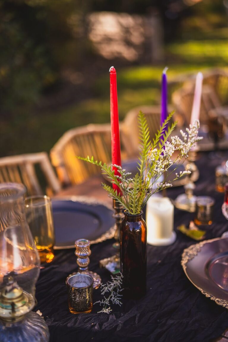 CottageCore Wedding Decor Inspiration | Micro, Small, Intimate, Tiny ...