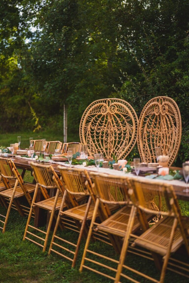 CottageCore Wedding Decor Inspiration | Micro, Small, Intimate, Tiny ...