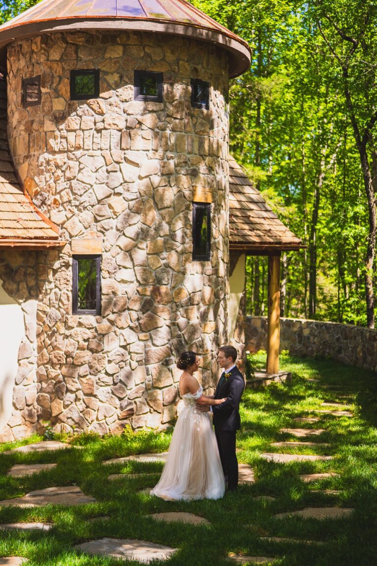 Micro Wedding Cottage | Enchanted Wedding Venue | Fairytale Wedding